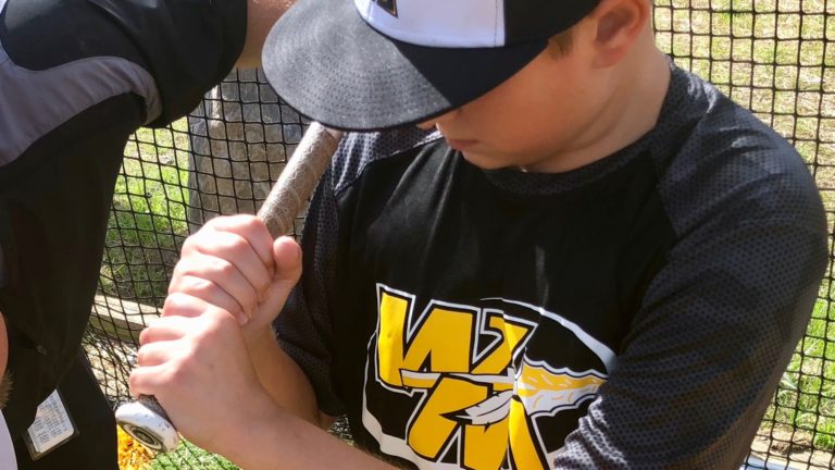 Baseball for Beginners - The Basics: How to Hold a Bat ⋆ U.S. Baseball ...